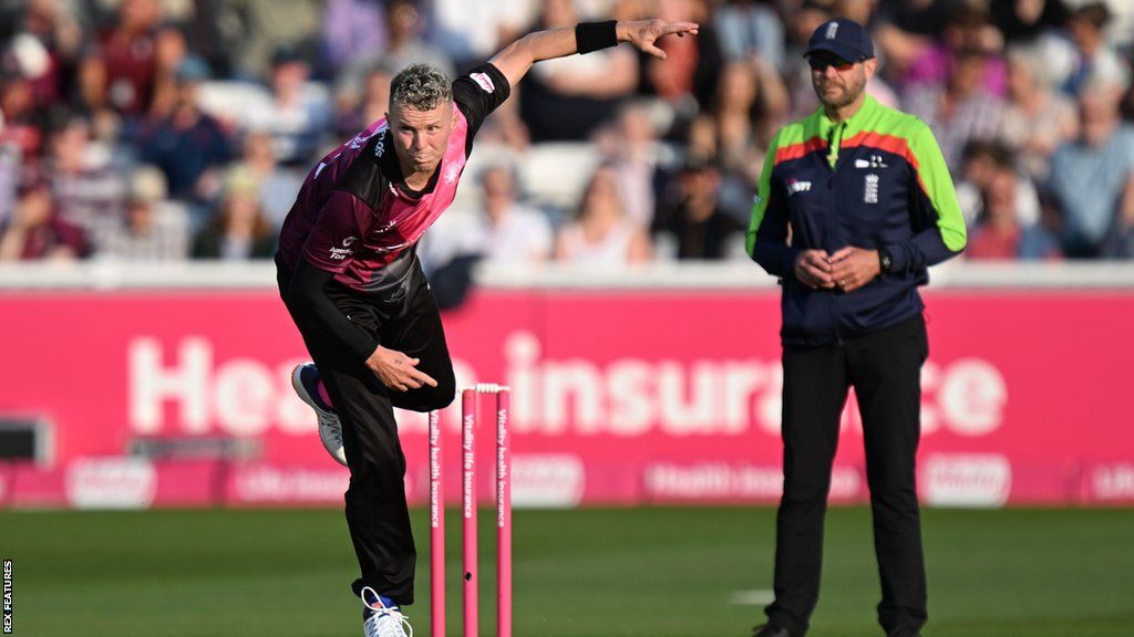 Peter Siddle: Somerset bowler out for a 'significant' time with hand ...