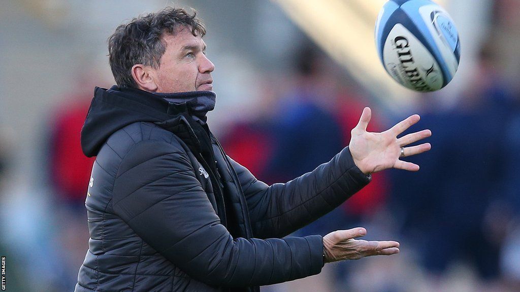 Oldham announce Mike Ford-led consortium takeover - BBC Sport