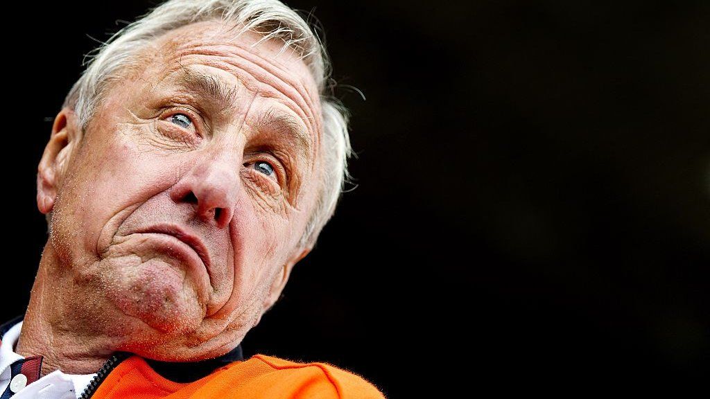 Johan Cruyff: Netherlands great dies of cancer aged 68 - BBC Sport