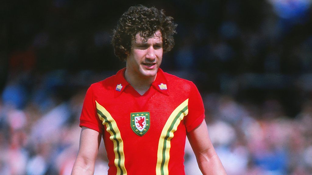 Phil Dwyer: Watch from 1978 as Cardiff City great scores for Wales ...