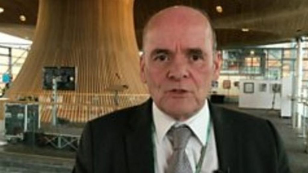 Holi'r Prif Weinidog: Dadansoddiad Vaughan - BBC Cymru Fyw