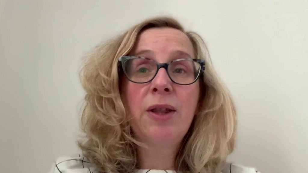 Ymadwiad Adam Price 'ddim yn syndod yn sgil y sïon' - BBC Cymru Fyw