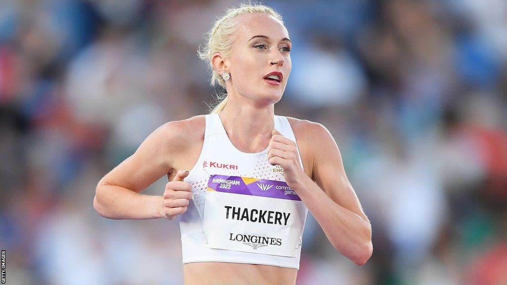 Calli Thackery wins on marathon debut in New York - BBC Sport