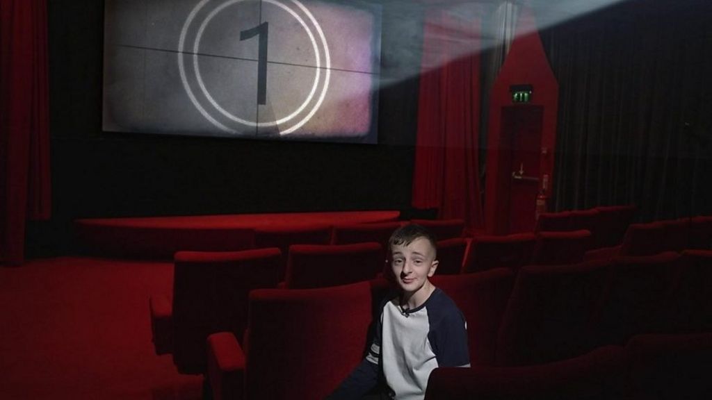 Deaf cinema: 'Why I want more subtitled films' - BBC Newsround