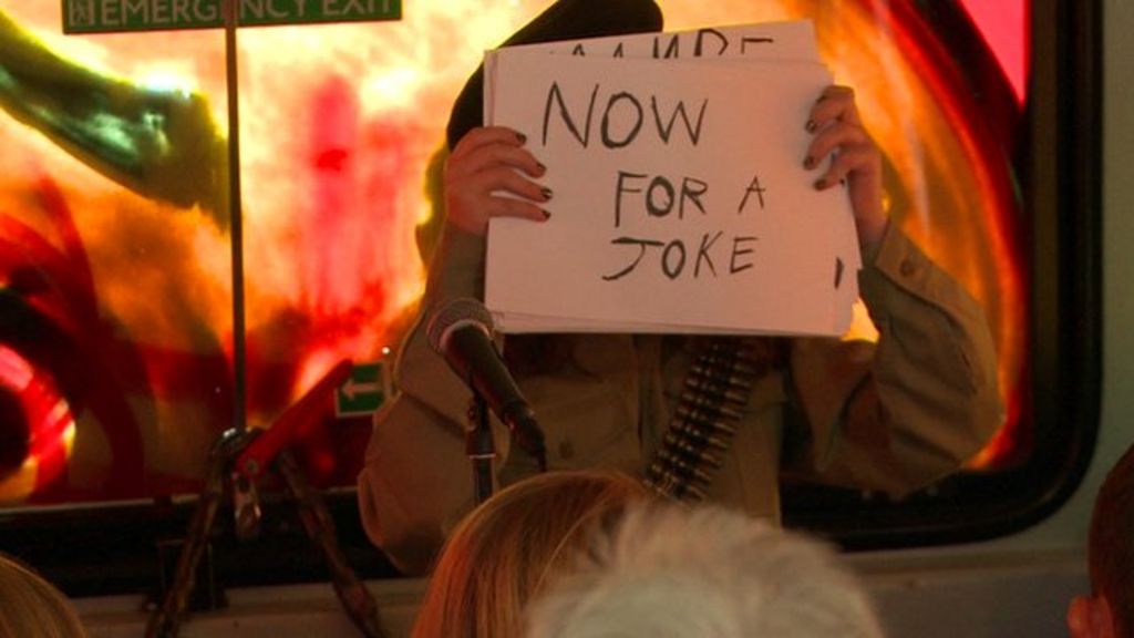 How to become a stand up comedian at Edinburgh Fringe Festival - BBC ...