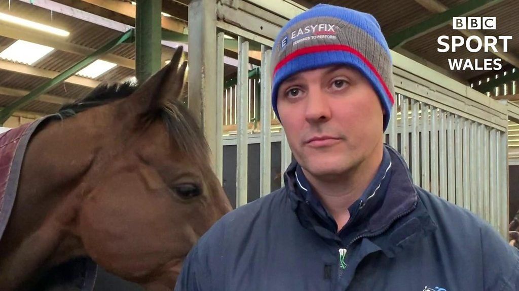 Equine flu: Outbreak 'quite frightening' - trainer Tim Vaughan - BBC Sport