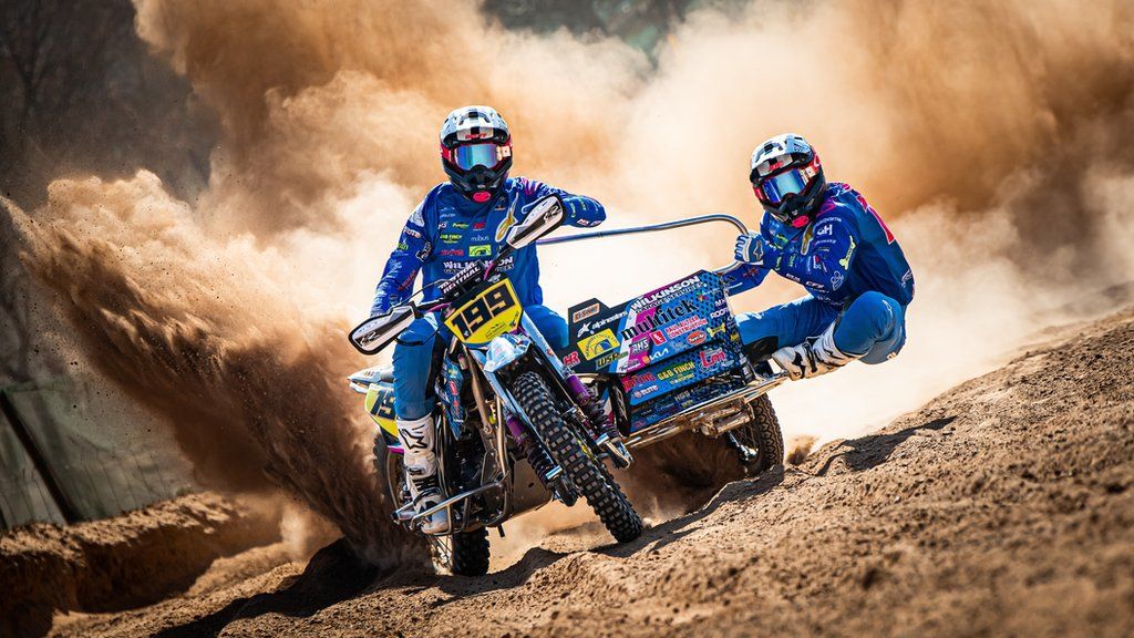 Sidecarcross pair relish UK grand prix return in Salisbury - BBC Sport
