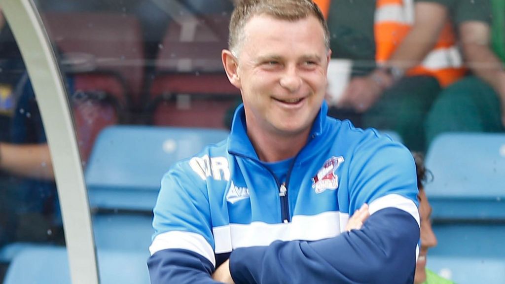 Mark Robins: Scunthorpe United boss on win over Barnsley - BBC Sport