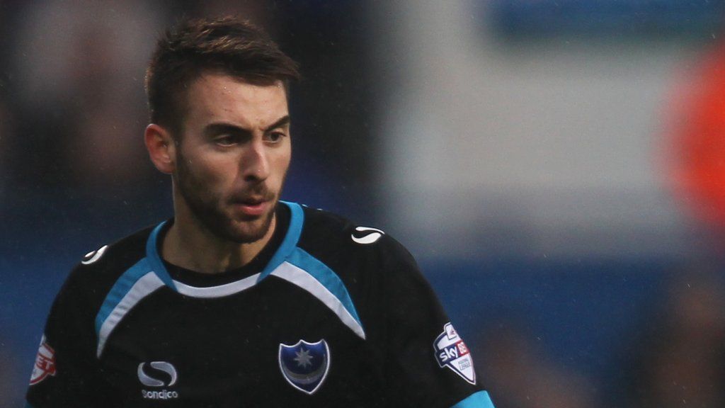 Ben Close: Portsmouth midfielder signs new deal until 2021 - BBC Sport