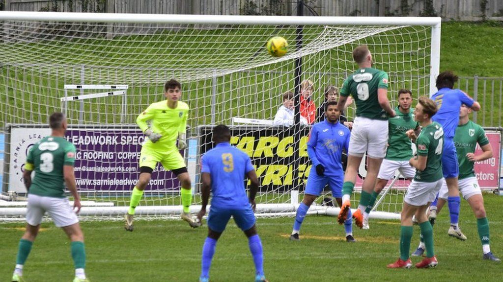 Guernsey FC lose 2-1 to Ashford Town in fourth successive defeat - BBC ...