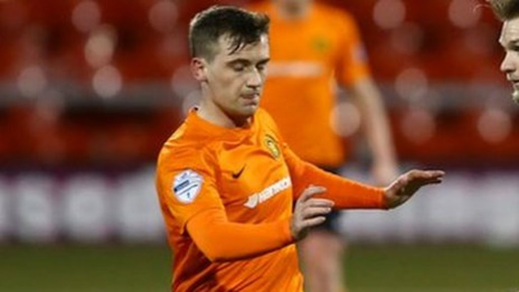 Kyle Cherry strike sees Carrick move off bottom by beating Swifts - BBC ...