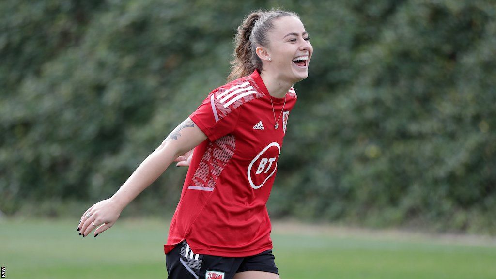 Pinatar Cup: Return from injury 'like my debut again' says Hannah Cain ...