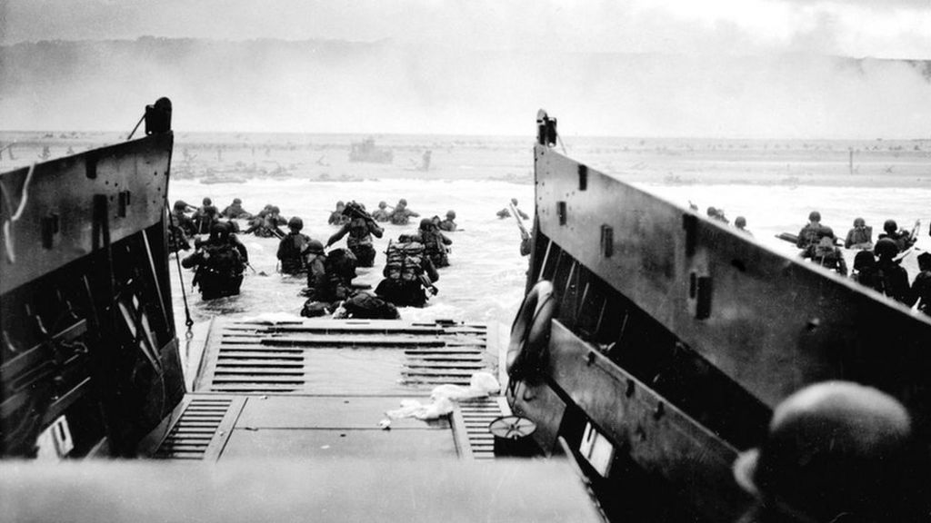 D-Day casualties to be remembered in new memorial - BBC News