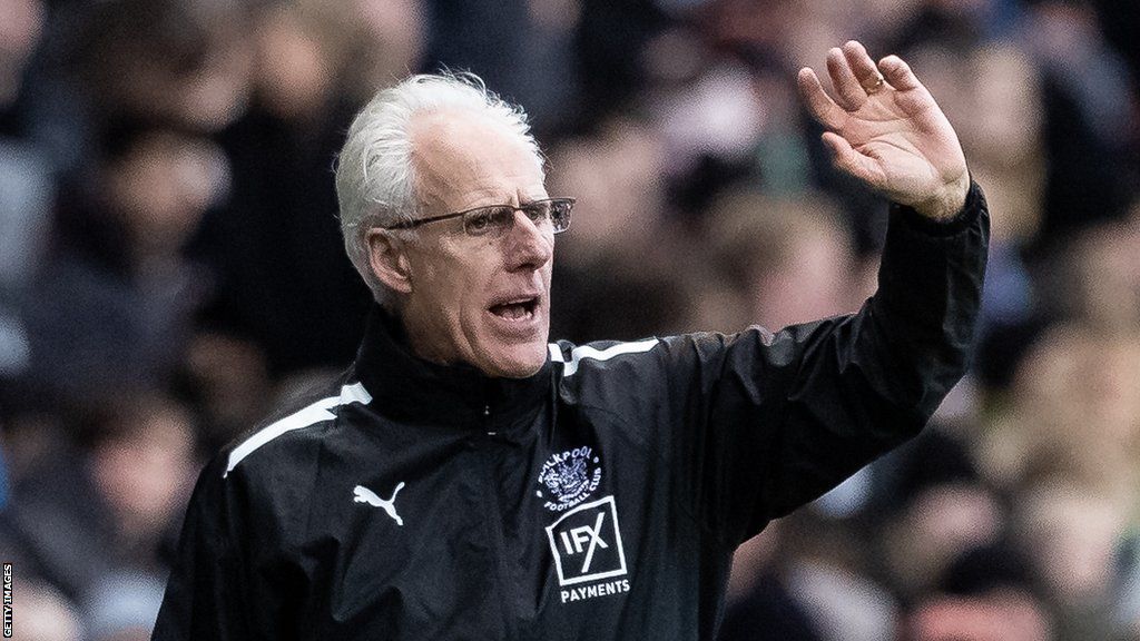 Mick McCarthy: Blackpool manager leaves Championship strugglers - BBC Sport