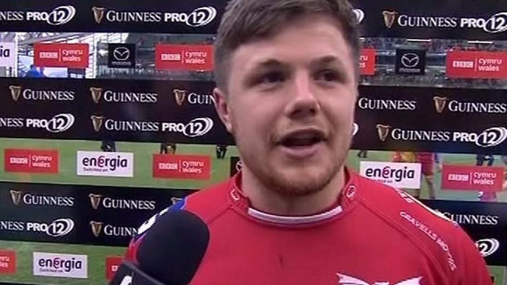 Pro12 final: Scarlets did it for each other, says Steff Evans - BBC Sport