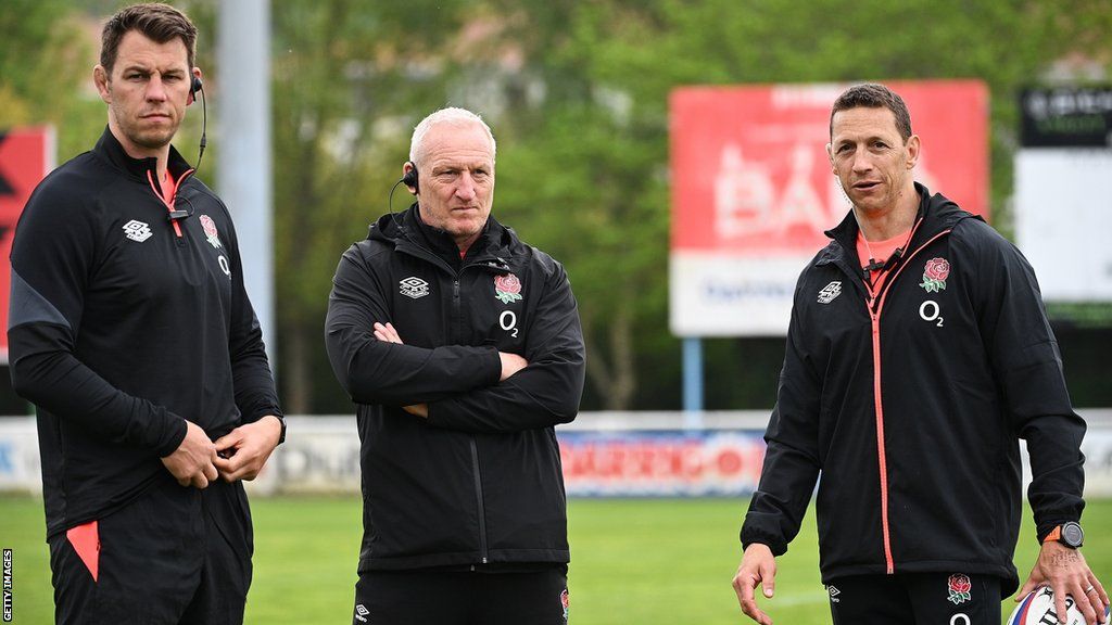 Red Roses need 'female influence' among coaches, says Simon Middleton ...