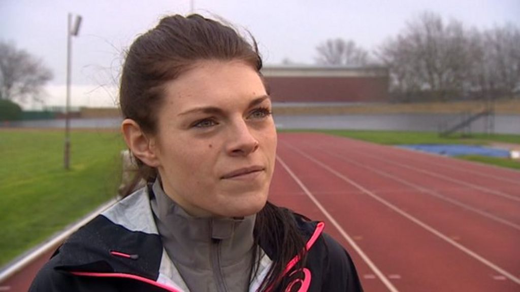 Lauren Steadman: Unbeaten para-triathlete wary of complacency - BBC Sport