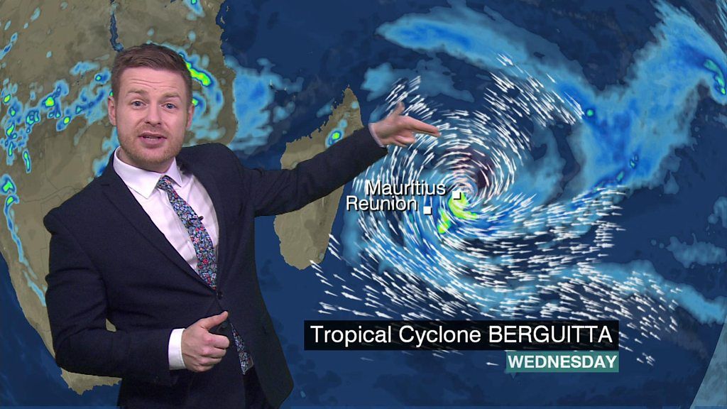 Tropical Cyclone imminent for Mauritius - BBC Weather