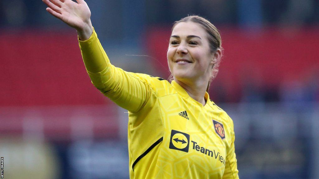 Mary Earps: England goalkeeper's remarkable career turnaround - BBC Sport