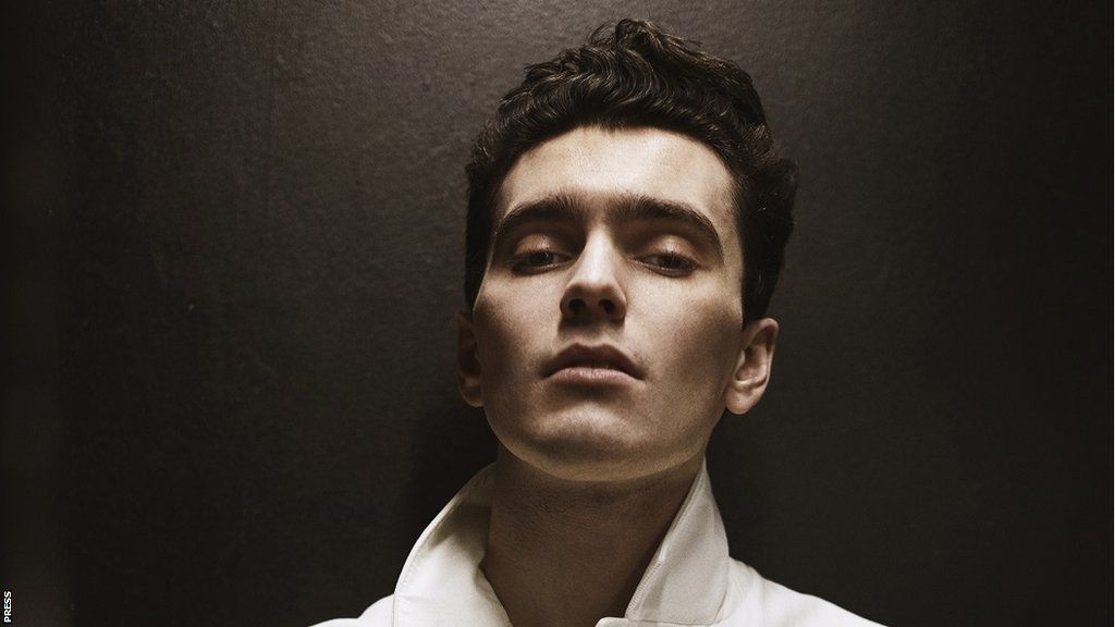 Premier League predictions: Chris Sutton faces A Town Called Malice ...