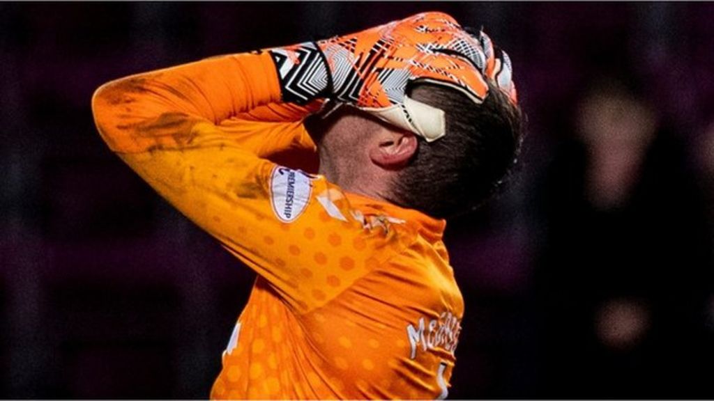 'Serious question marks' at Rangers - Steven Thompson - BBC Sport