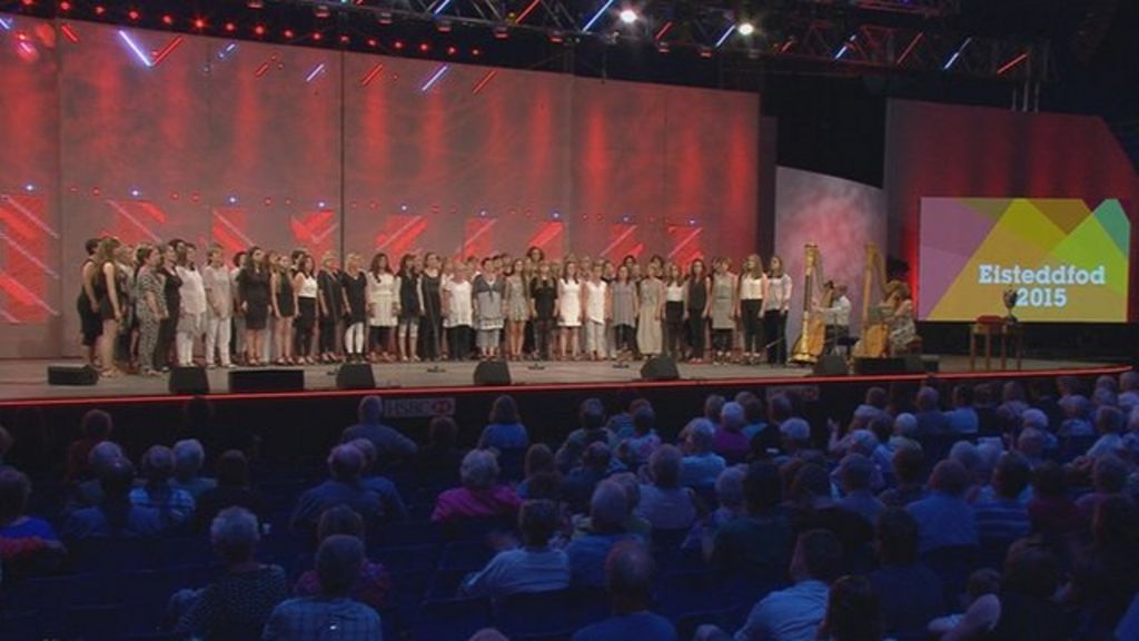 Côr Cerdd Dant dros 20 mewn nifer (15) / Cerdd Dant Choir over 20 ...