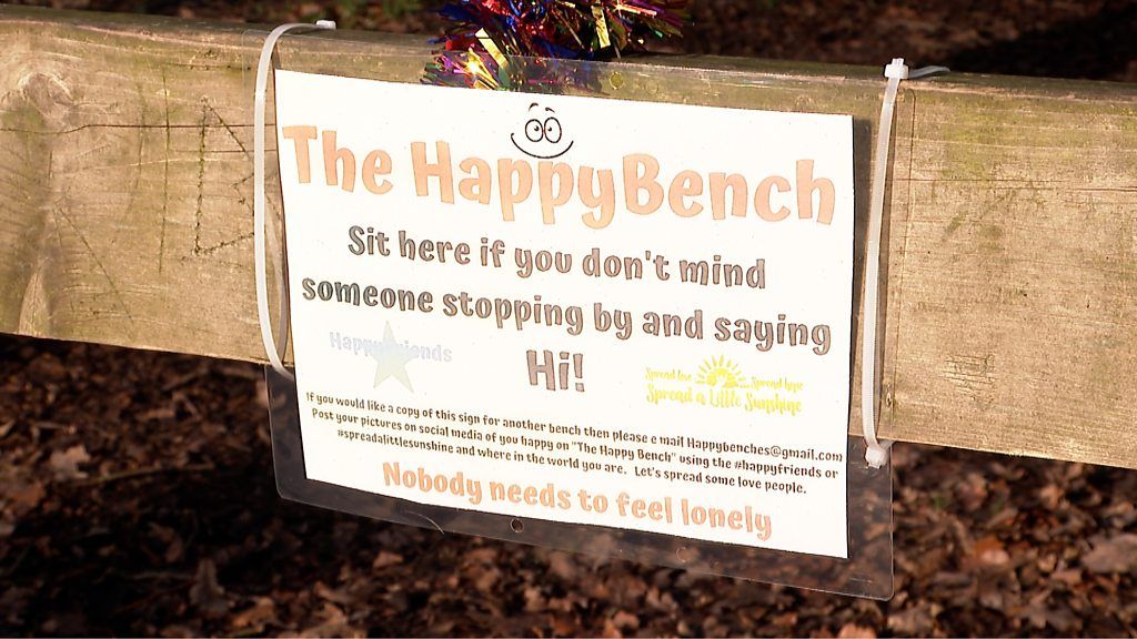 Chatty bench: The bright seats bringing people together - BBC News