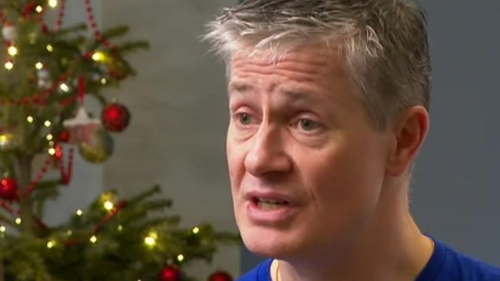 Staffordshire cyclists take on charity coast to coast challenge - BBC News