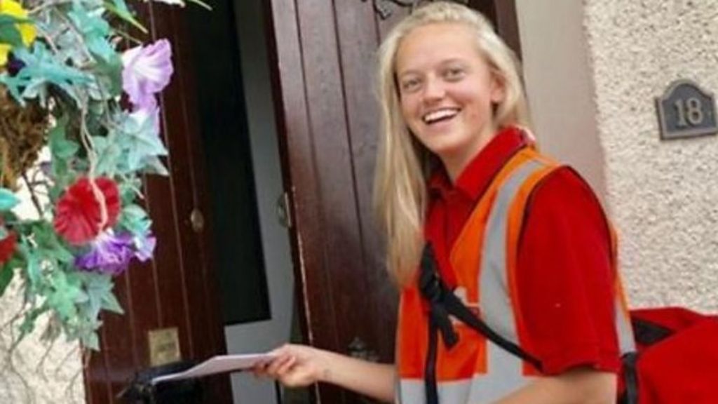 Anna Vincenti makes switch from skis to goalkeeping gloves with ...