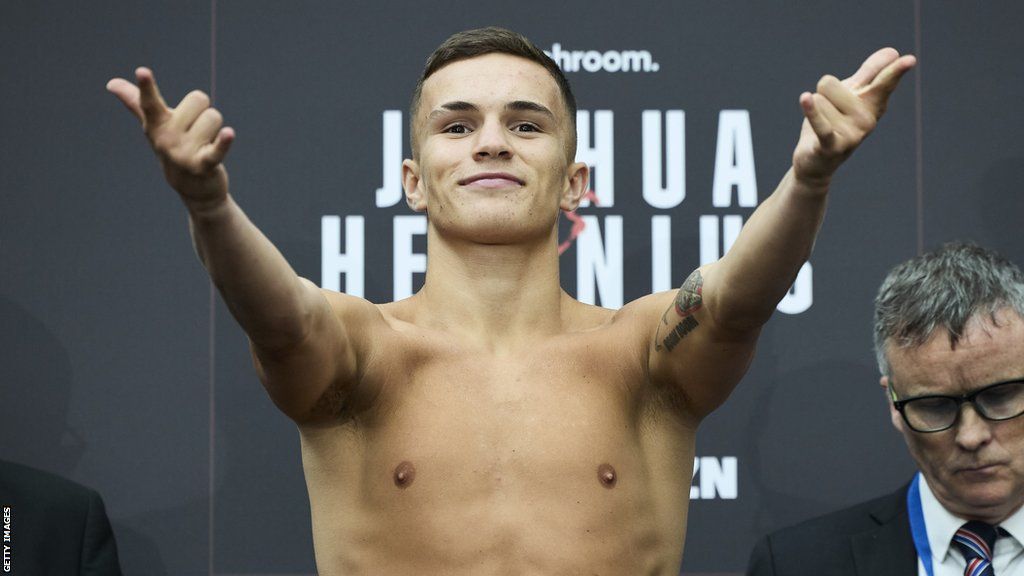 Brandon Scott: Welsh featherweight set for six months out - BBC Sport