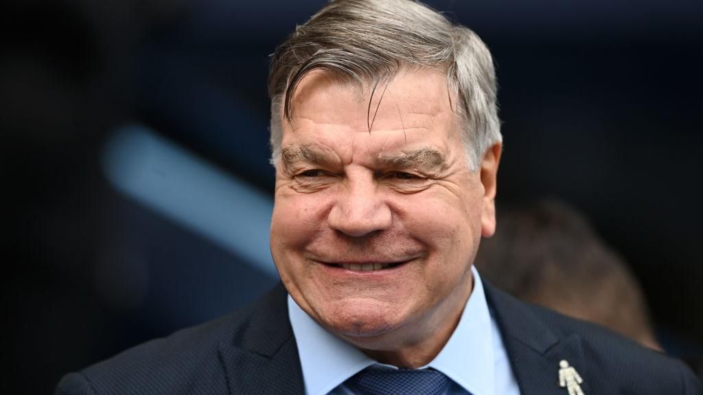 Leeds vs Newcastle: Allardyce faces former side - BBC Sport