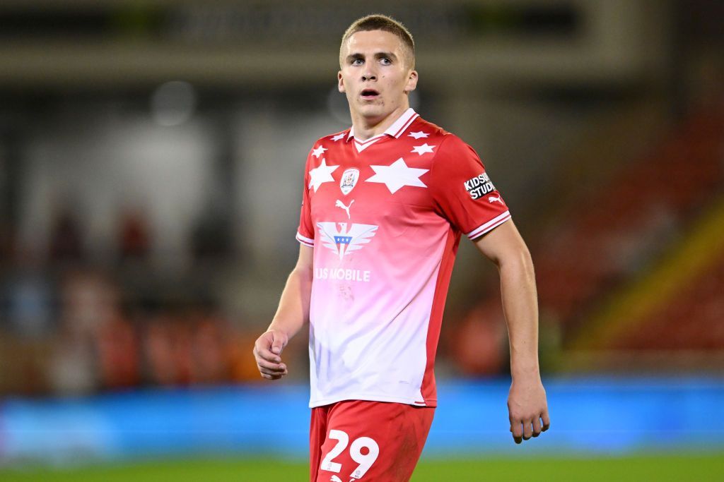 Dodgson signs for Dundee on loan - BBC Sport