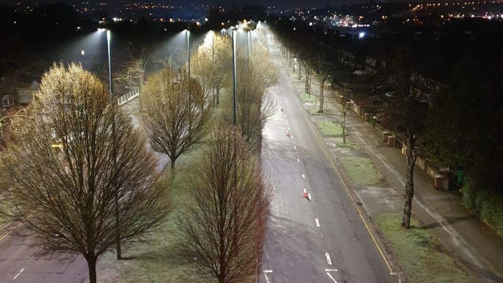 Nottingham completes £7m LED street lighting upgrade - BBC News