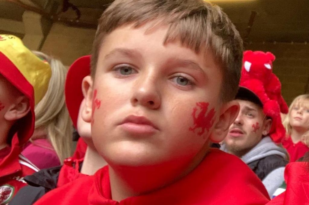 Kaylan Hippsley killer's sentence 'an insult' to his memory - BBC News