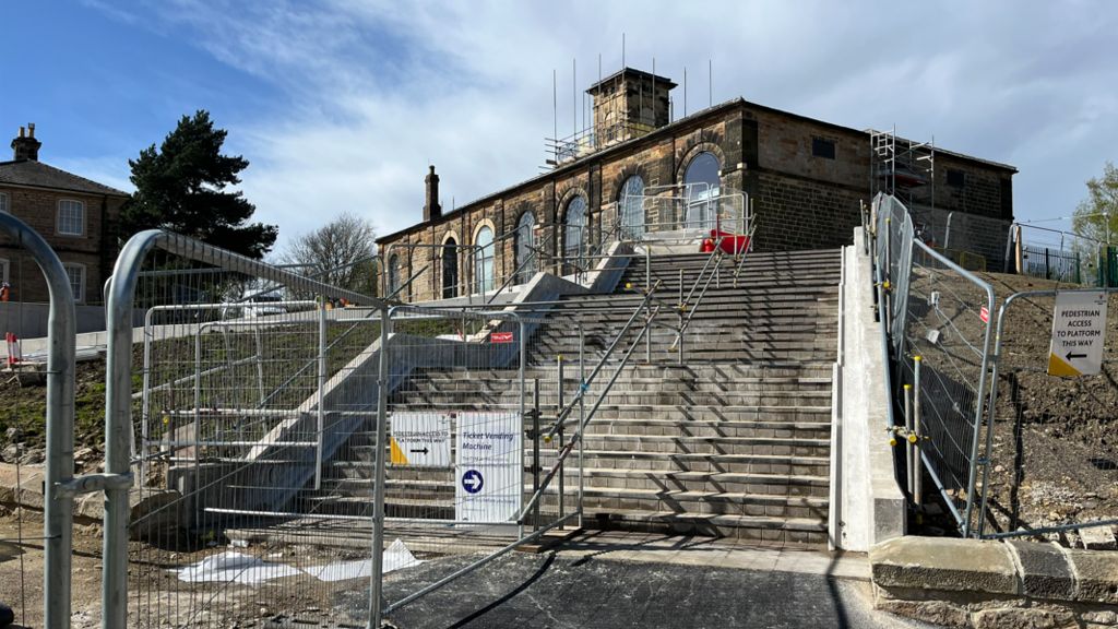 Darlington rail attraction set for summer holiday opening - BBC News