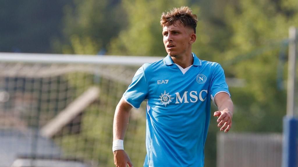 Everton news: Danish football writer praises Jesper Lindstrom - BBC Sport