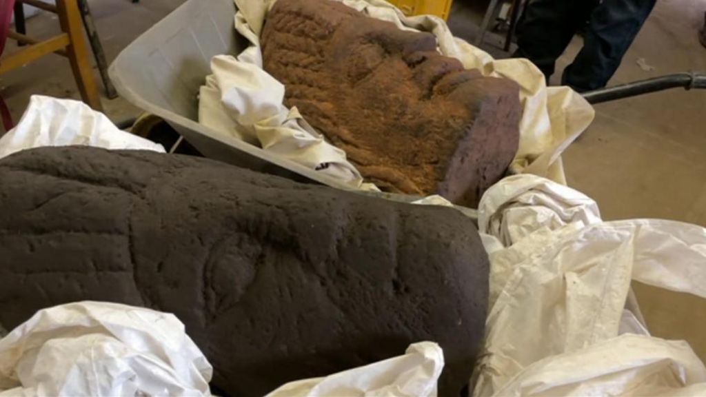 'Priceless' Roman head sculptures found at Carlisle Cricket Club - BBC News