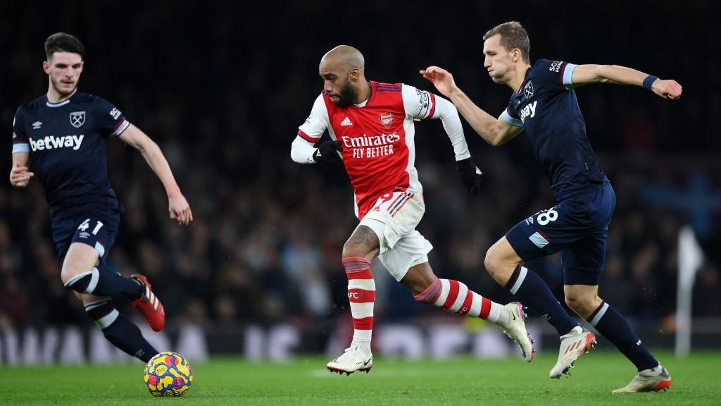 Arsenal 2-0 West Ham: The pick of the stats - BBC Sport