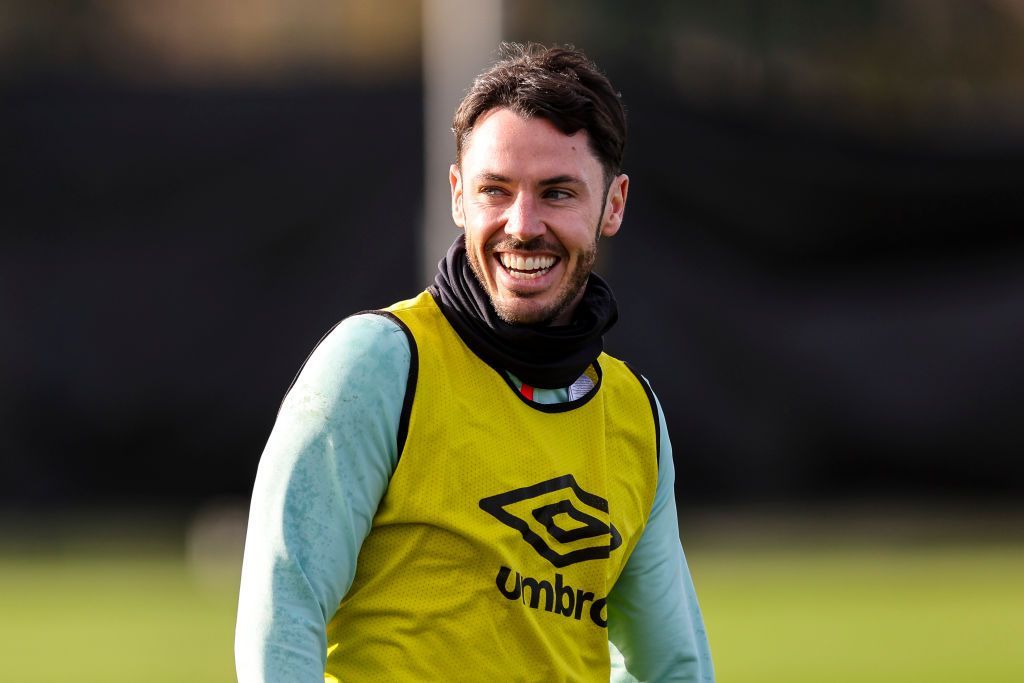 Bournemouth: Adam Smith triggers one-year contract extension - BBC Sport