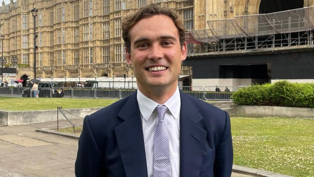 Unig feddygfa Tyddewi i gau, gyda chleifion i'w rhoi ar wasgar - BBC ...