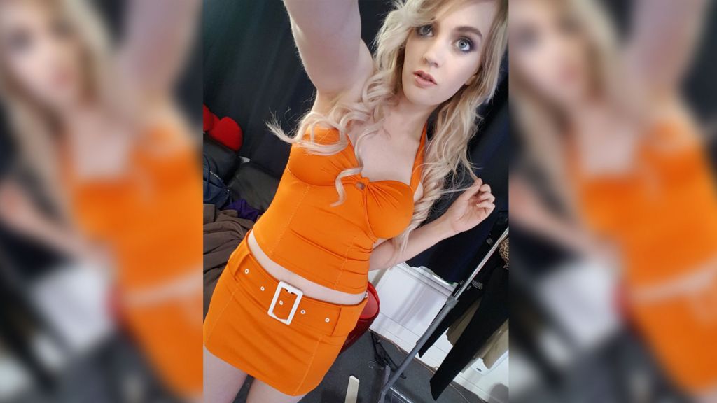 On the set with Manchester’s graduate porn star, Carly Rae Summers ...