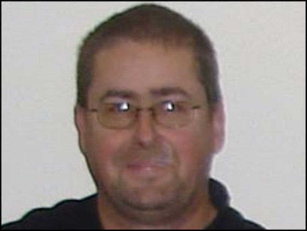 Reward over Alan Wood murder reaches £60,000 - BBC News