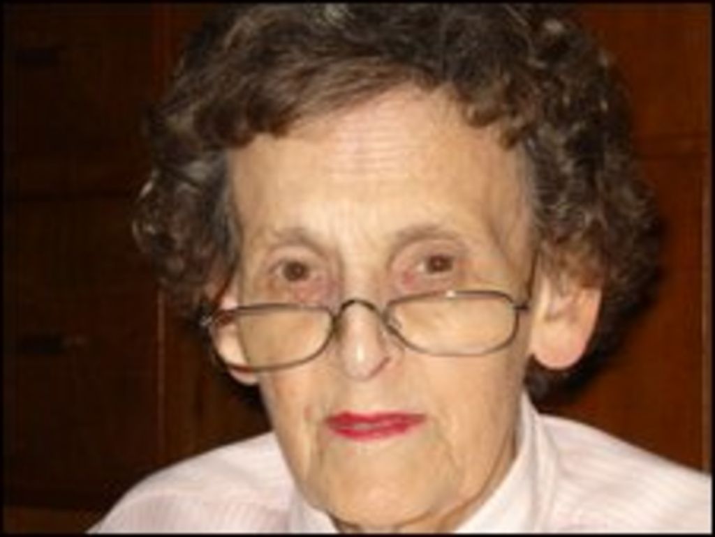 Elizabeth Hawley, unrivalled Himalayan record keeper - BBC News