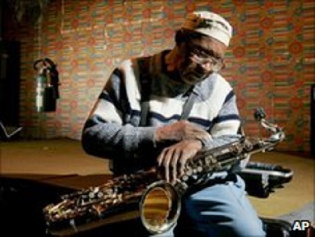 Jazz musician Fred Anderson dies - BBC News