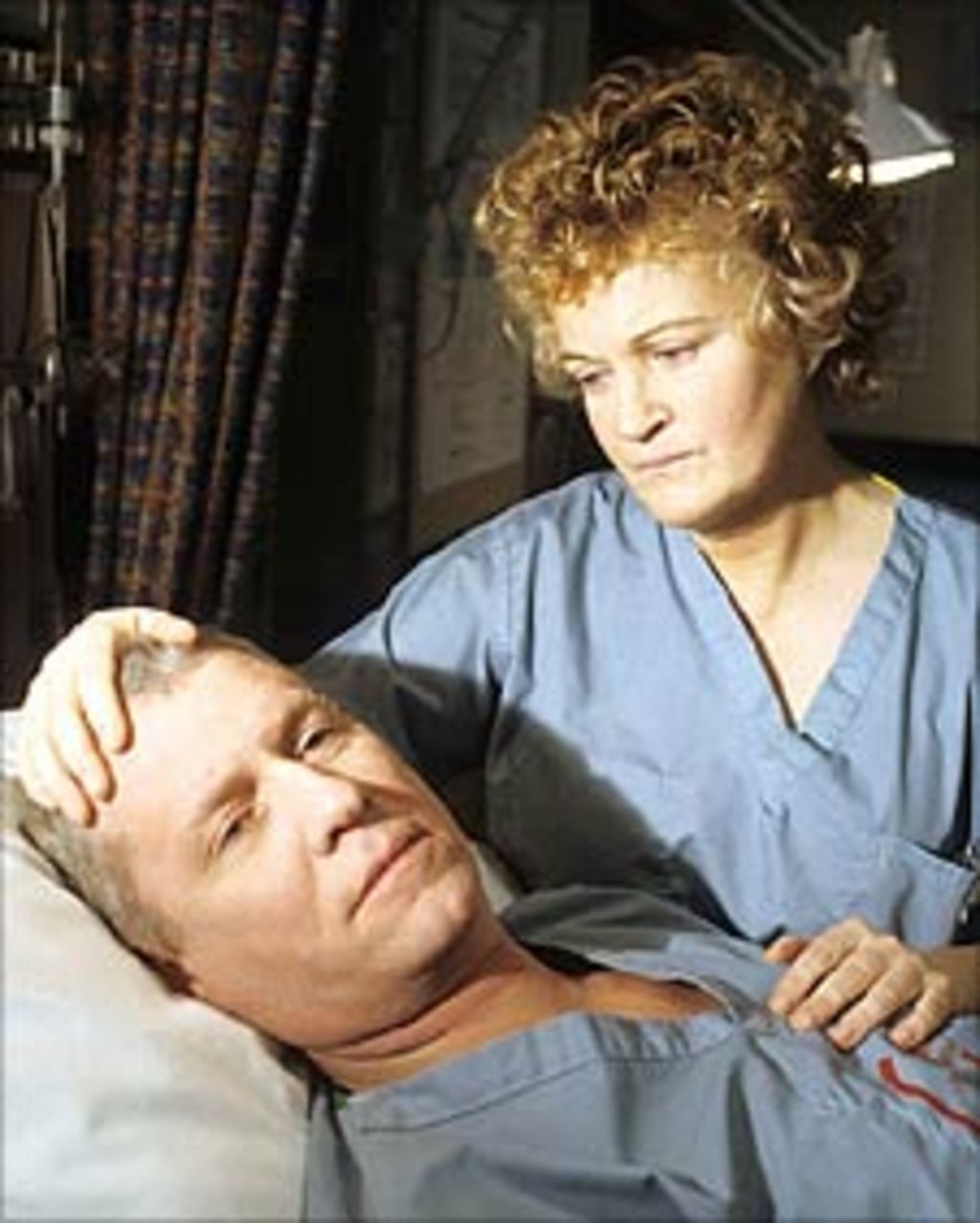 Brenda Fricker to make dramatic Casualty comeback - BBC News
