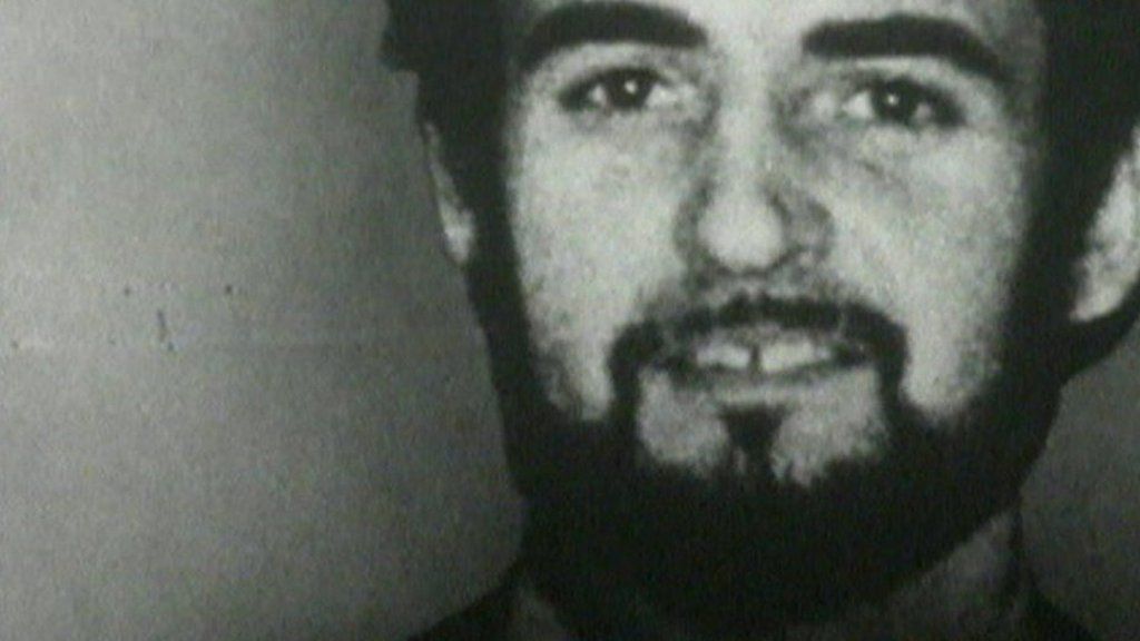Yorkshire Ripper trial: Reporter recalls Sutcliffe case - BBC News