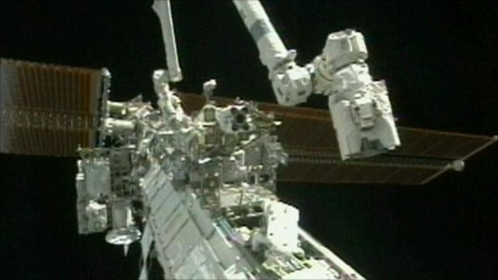 Space station repairs 'only partial success' - BBC News