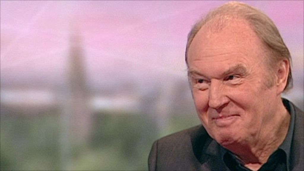 Tim Pigott-Smith on starring in Educating Rita - BBC News