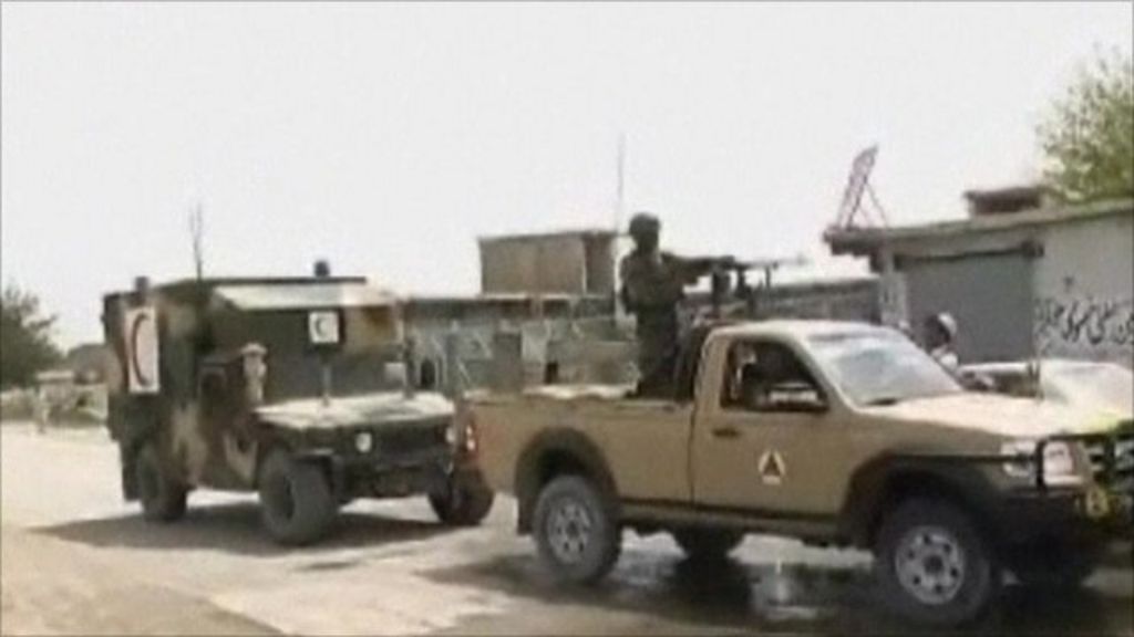 Taliban disguised as US troops attack Nato bases - BBC News