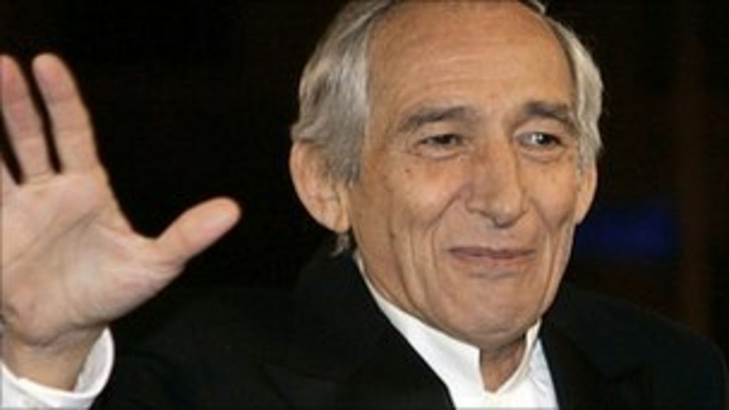 French film director Alain Corneau dies aged 67 - BBC News